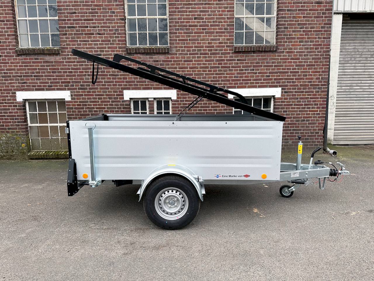 TPV Anhänger|Böckmann KT-EB3 243x123x72cm 1300kg mit Deckel | Anhänger ...